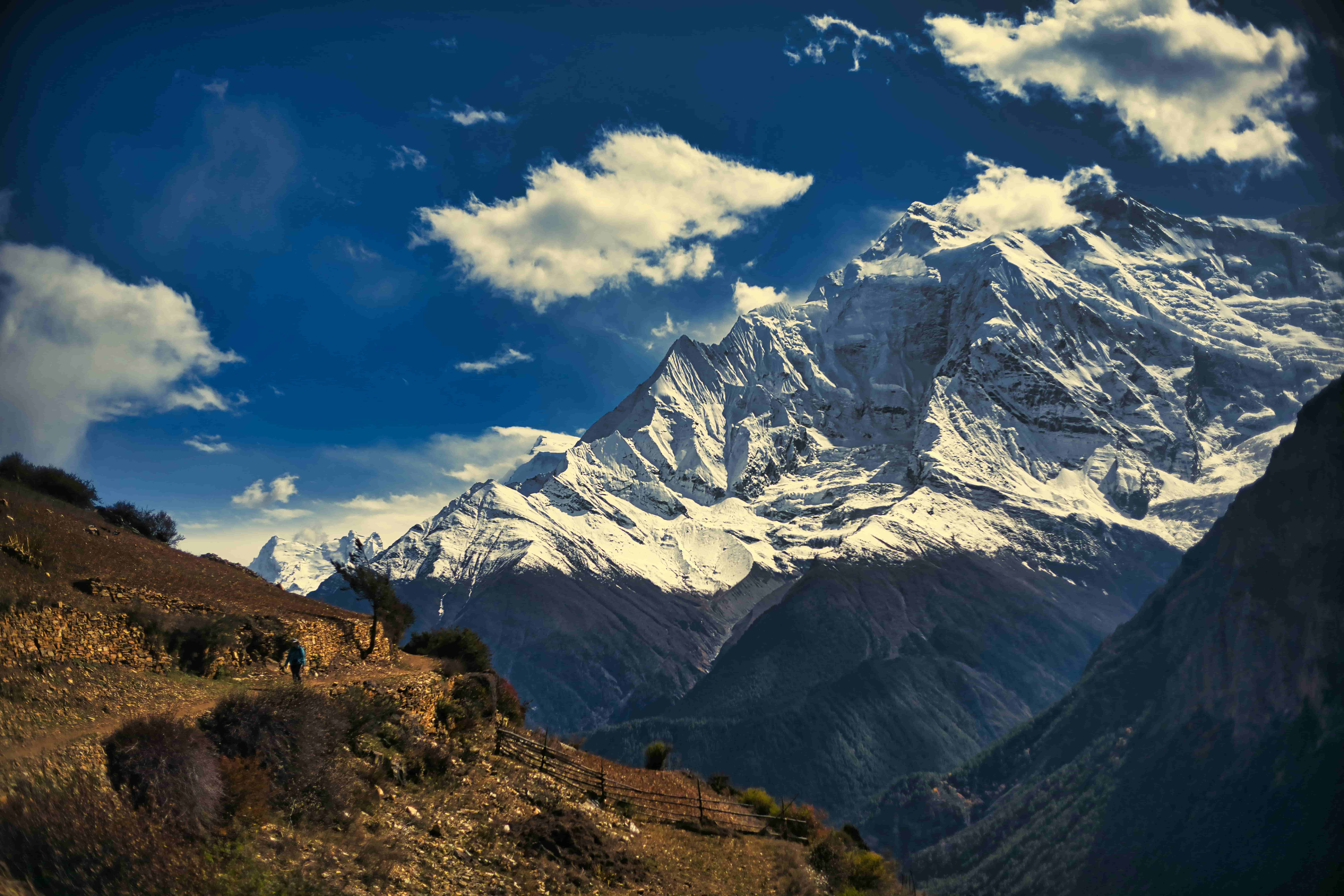 North ABC vs South ABC: Which Annapurna Trek to Choose?